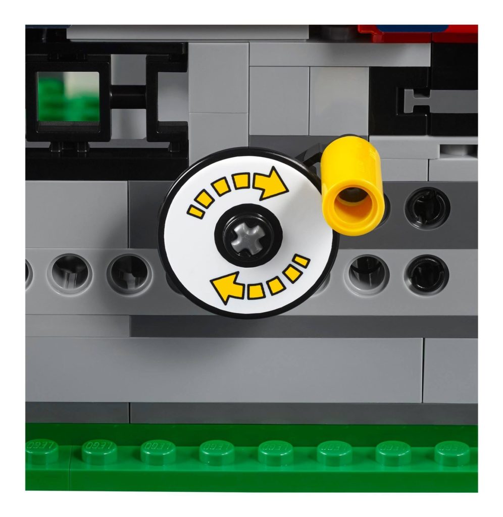 LEGO® Creator Expert Achterbahn (10261) offiziell vorgestellt - Brickzeit