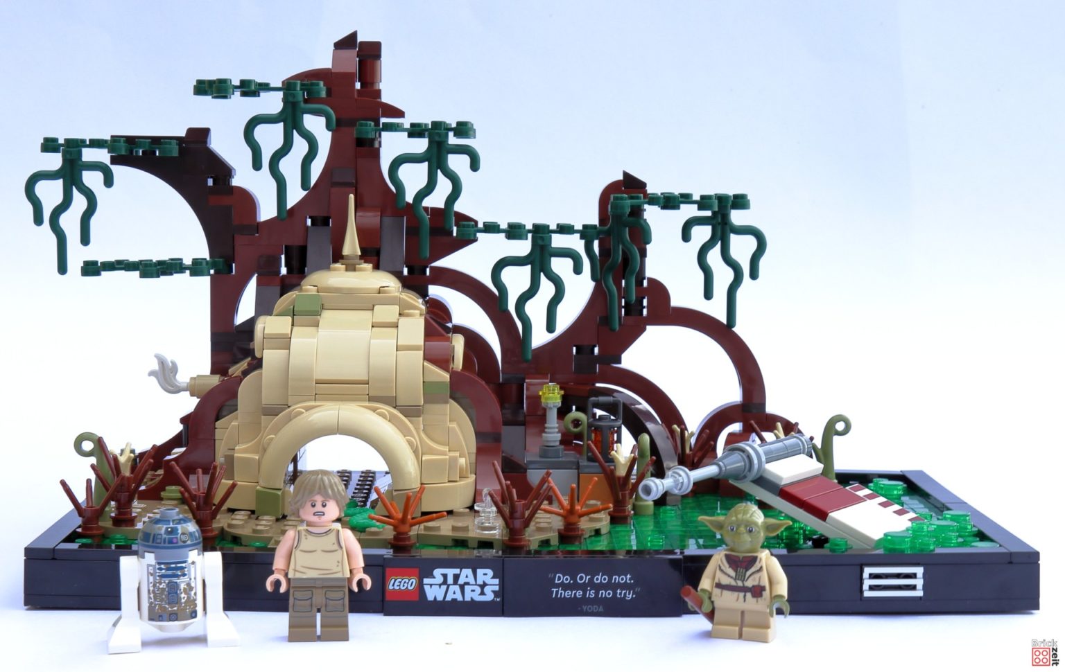 Review - LEGO Star Wars 75330 Jedi Training auf Dagobah - Diorama ...